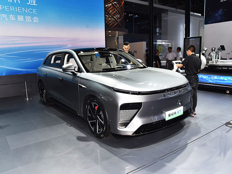 Бренд Chery представил два электромобиля: Exeed Exlantix ET и ES