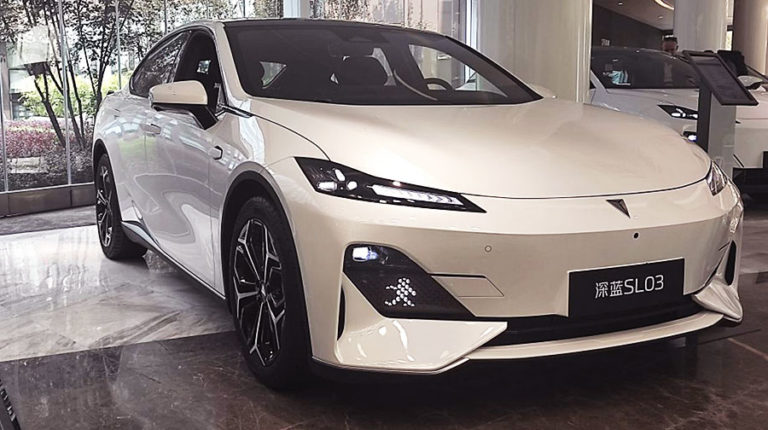 Changan отправит в РФ кроссоверы Avatr 11 и седаны Deepale SL03