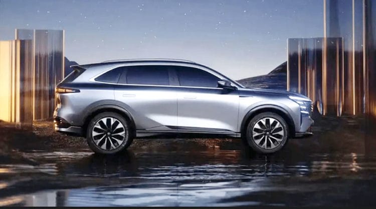 Вышел в свет обновленный автотранспорт Changan CS75 Plus