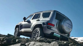 Стартуют продажи универсала и седана LADA Vesta Sportline