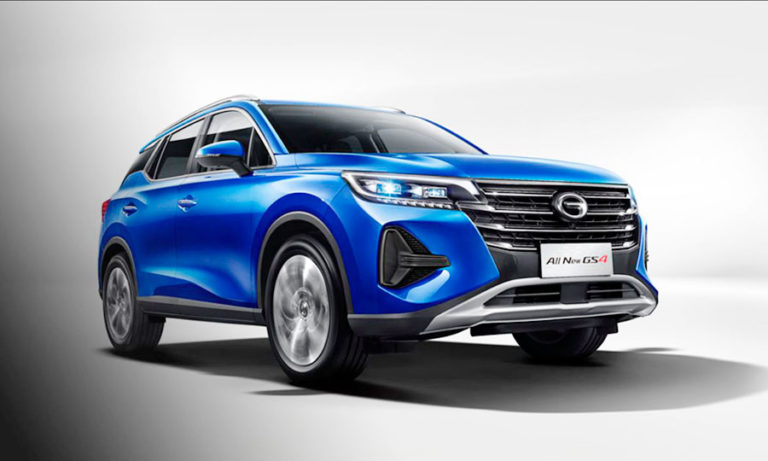 В РФ привезут седан бизнес-класса GAC Empow и кроссовер GAC GS4