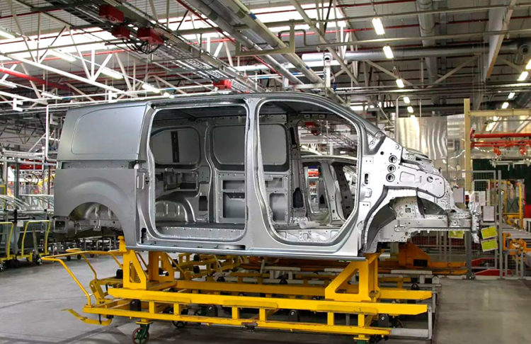 Производство Peugeot Partner (B9) наладили в Калуге